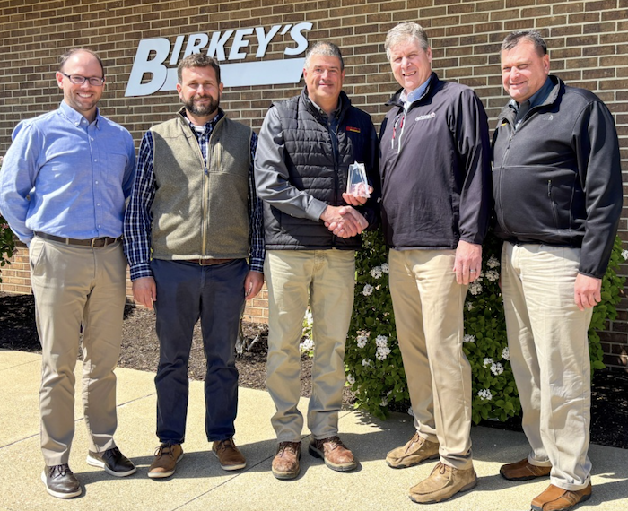 Birkey’s, Named Top 10 Volume Dealer, Earns Case IH CX Engagement Award