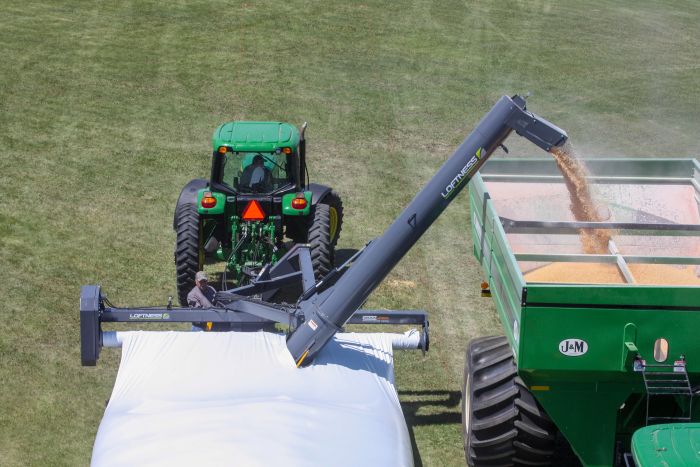 Grain Baggers Going Gangbusters