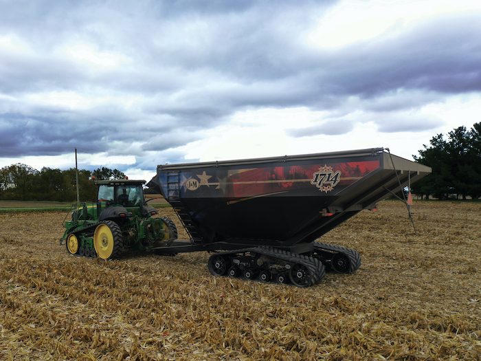 J&M Mfg.14 Series Grain Carts