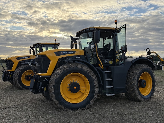 JCB Launches All-New High-Tech Fastrac 6000 Series Tractors