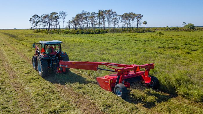 AGCO Hesston by Massey Ferguson RazorEdge 1300 Series Mower Conditioners