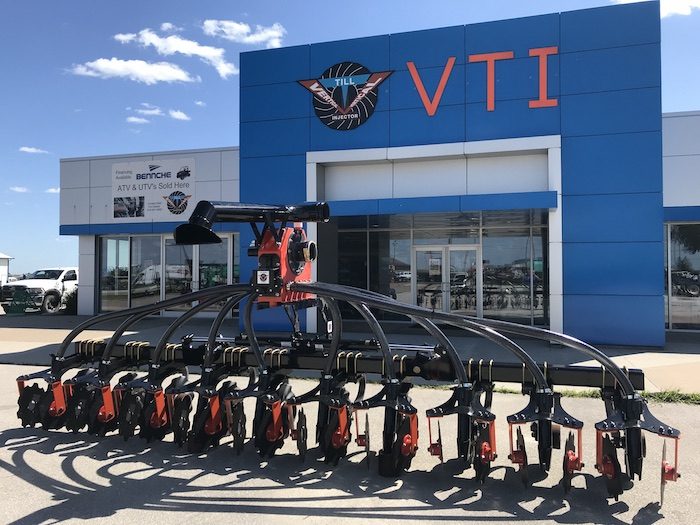Vertical Till Injector Manure Injector