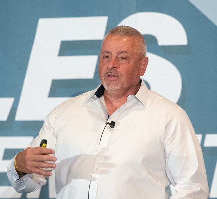 How to Build Customized Compensation Plans That Drive Sales